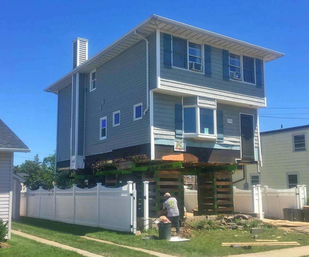 #1 Experts in Home Lifting · Florida · Modern Movers